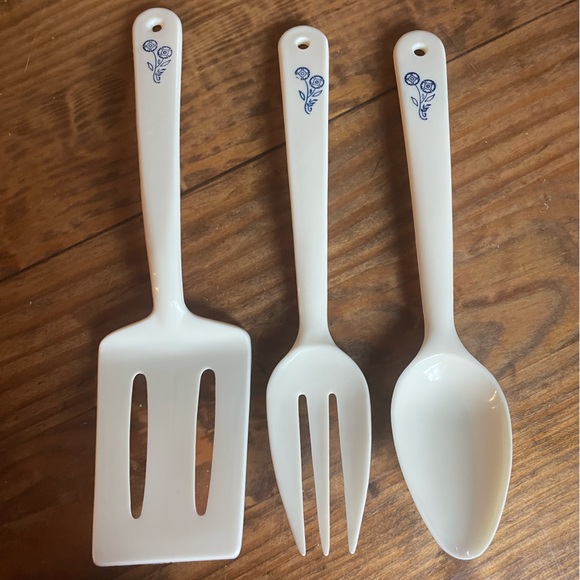 Kitchen | Vintage Plastic Serving Set Of 3 | Poshmark